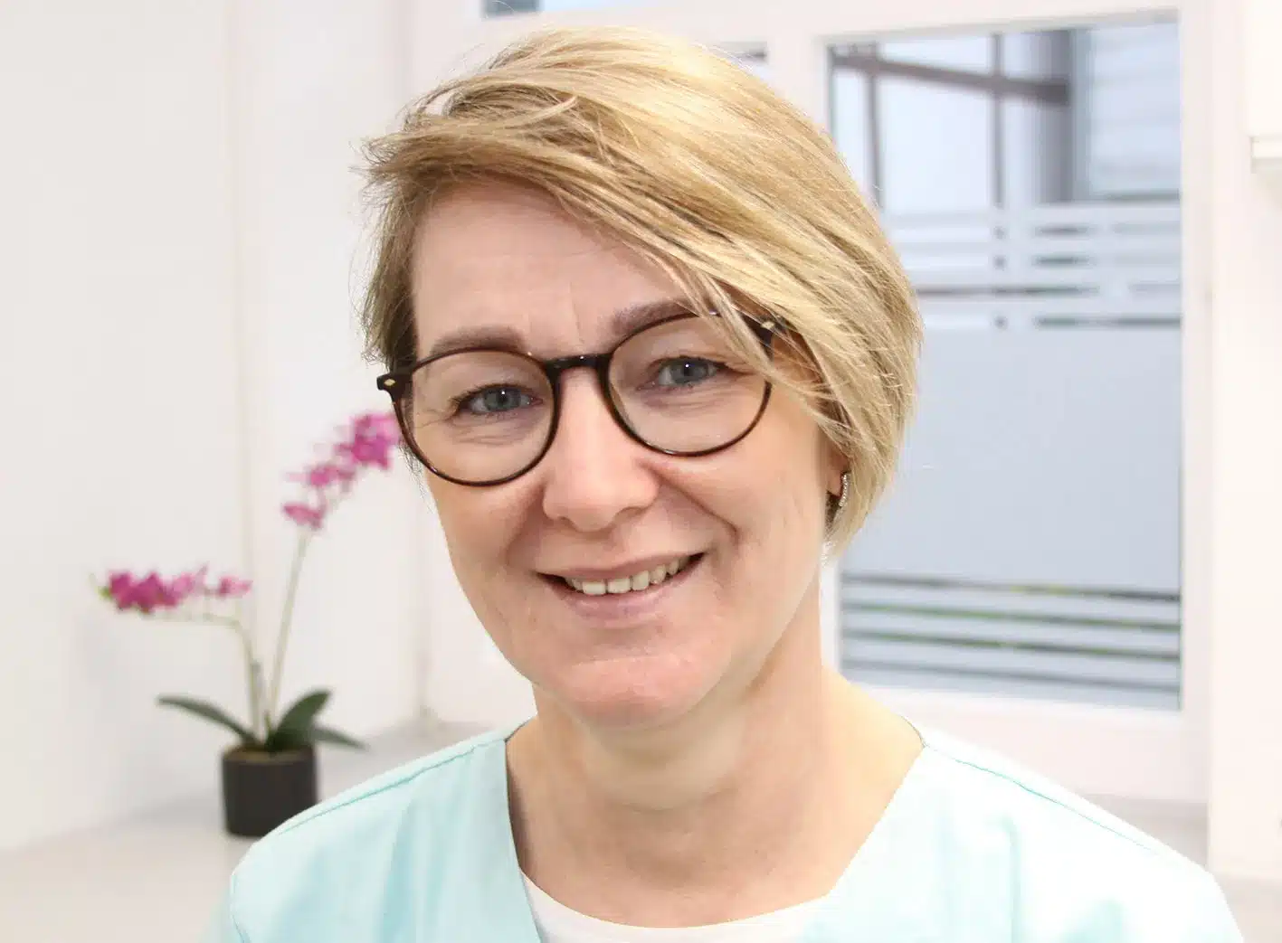 Startseite - Zahnarztpraxis im Leinetal